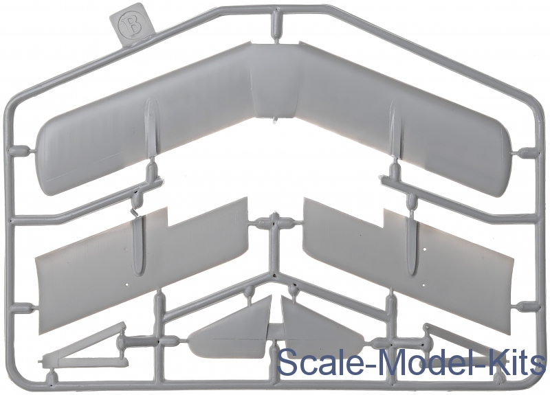 Mikoyan MiG-8-Avis plastic scale model kit in 1:72 scale (avis 72013)//Scale-Model-Kits.com