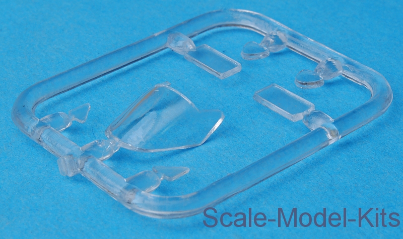 Mikoyan MiG-8-Avis plastic scale model kit in 1:72 scale (avis 72013)//Scale-Model-Kits.com