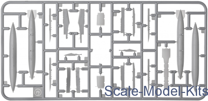 Sukhoi Su-17M3 advanced fighter-bomber-ModelSvit plastic scale model ...