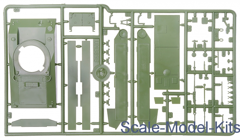 M4A4 Sherman medium Tank-UniModels plastic scale model kit in 1:72 ...